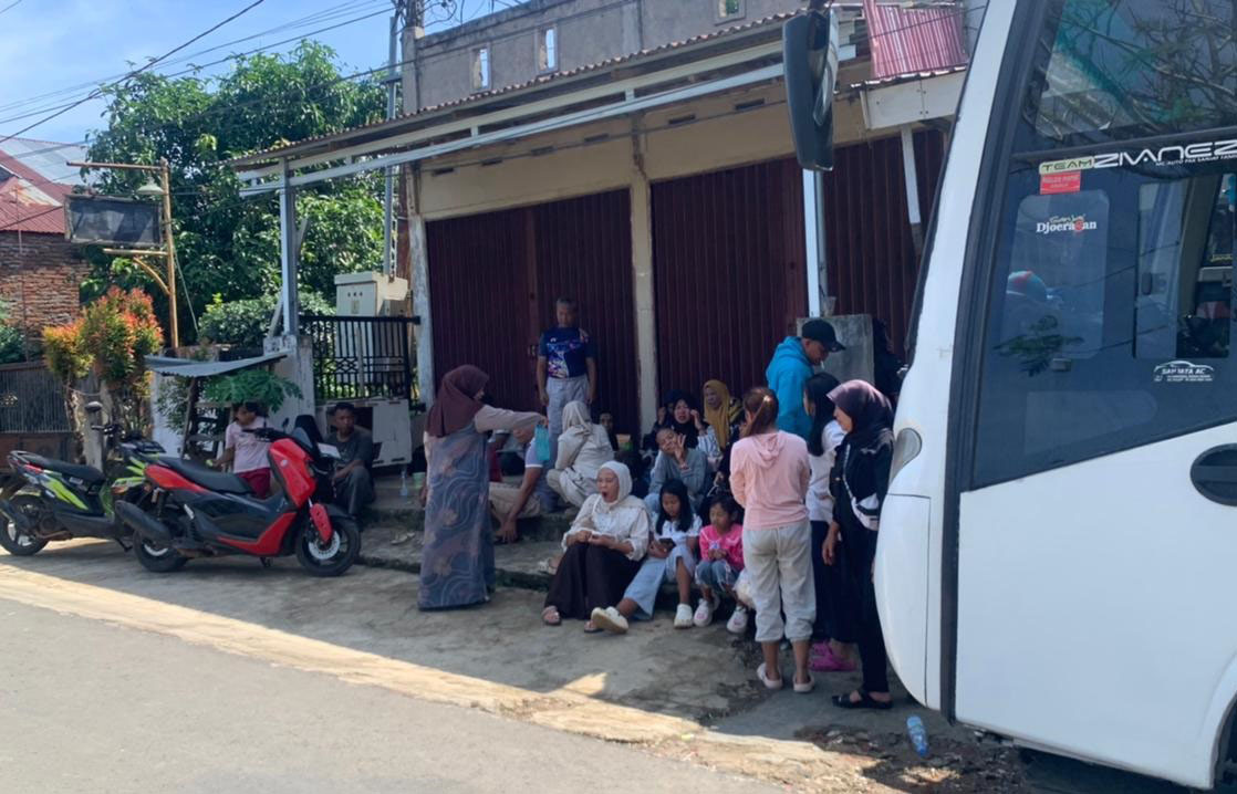 Bus Dishub Telat Tiba, Keberangkatan Tim Benteng HB FC ke Kejurnas ...